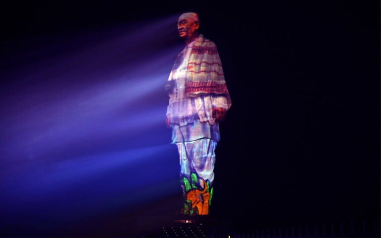 The Best Laser Show at Statue of Unity - Timing, Place, Price